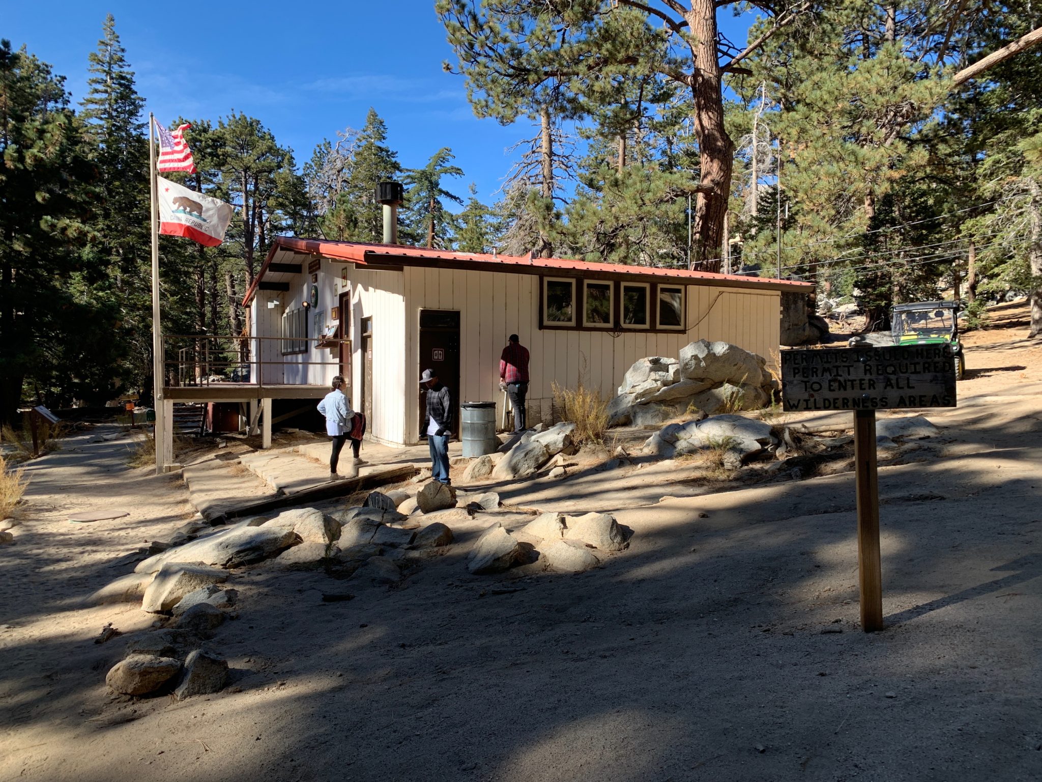 Hiking The Round Valley Trail Loop To The Wellman Divide, Mt. San ...