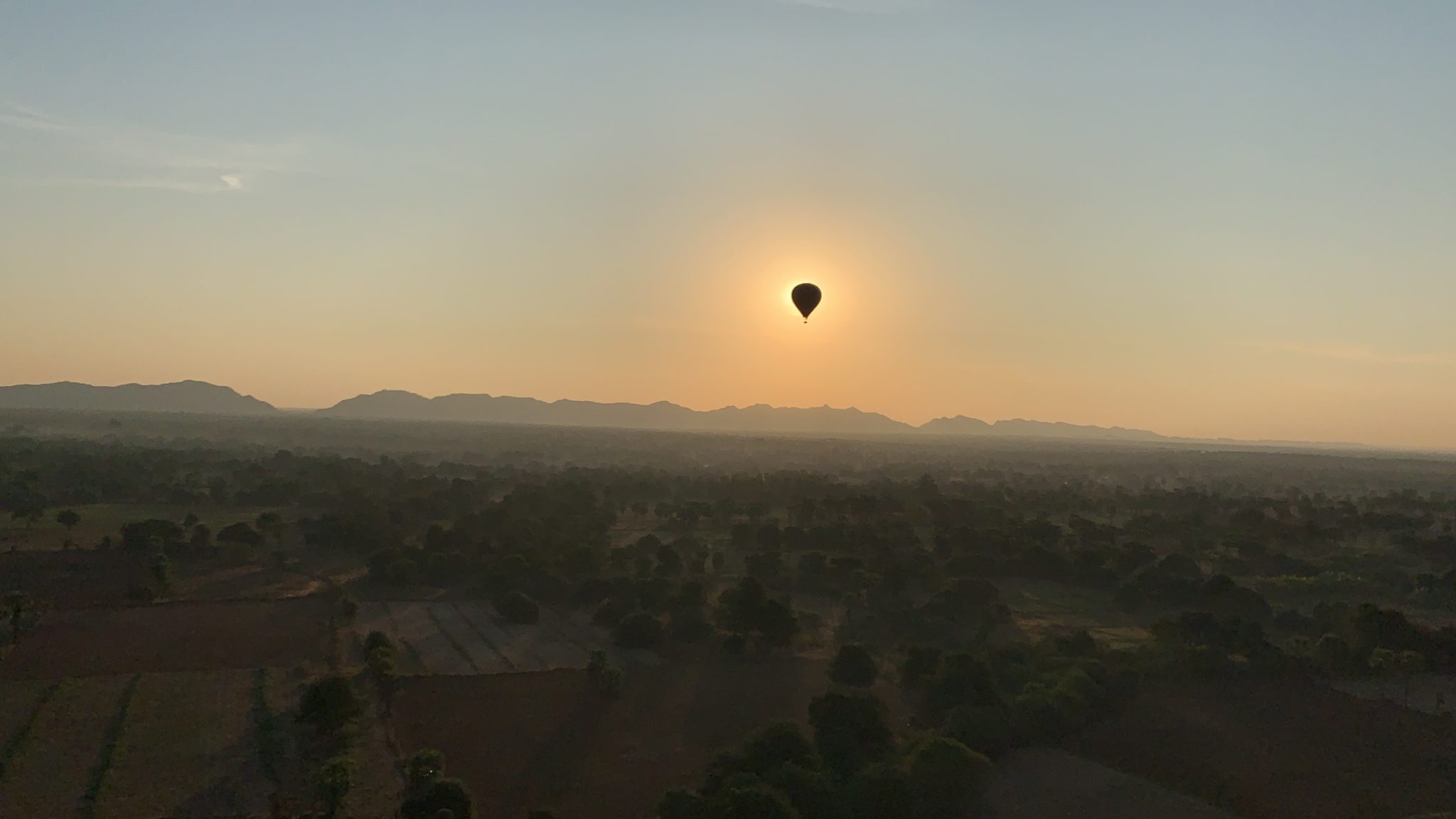 Balloon Eclipse - Flying High On Points
